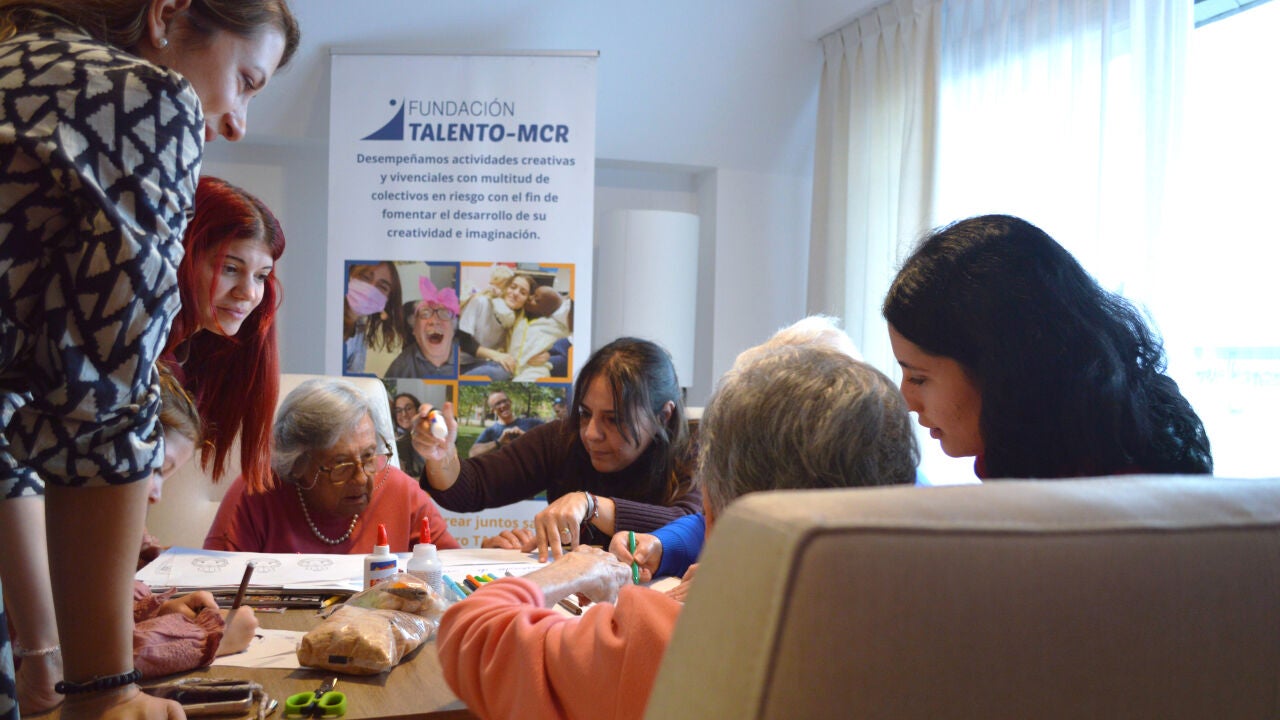 Bringing generations together through art and shared memories | ATRESMEDIA CORPORACION